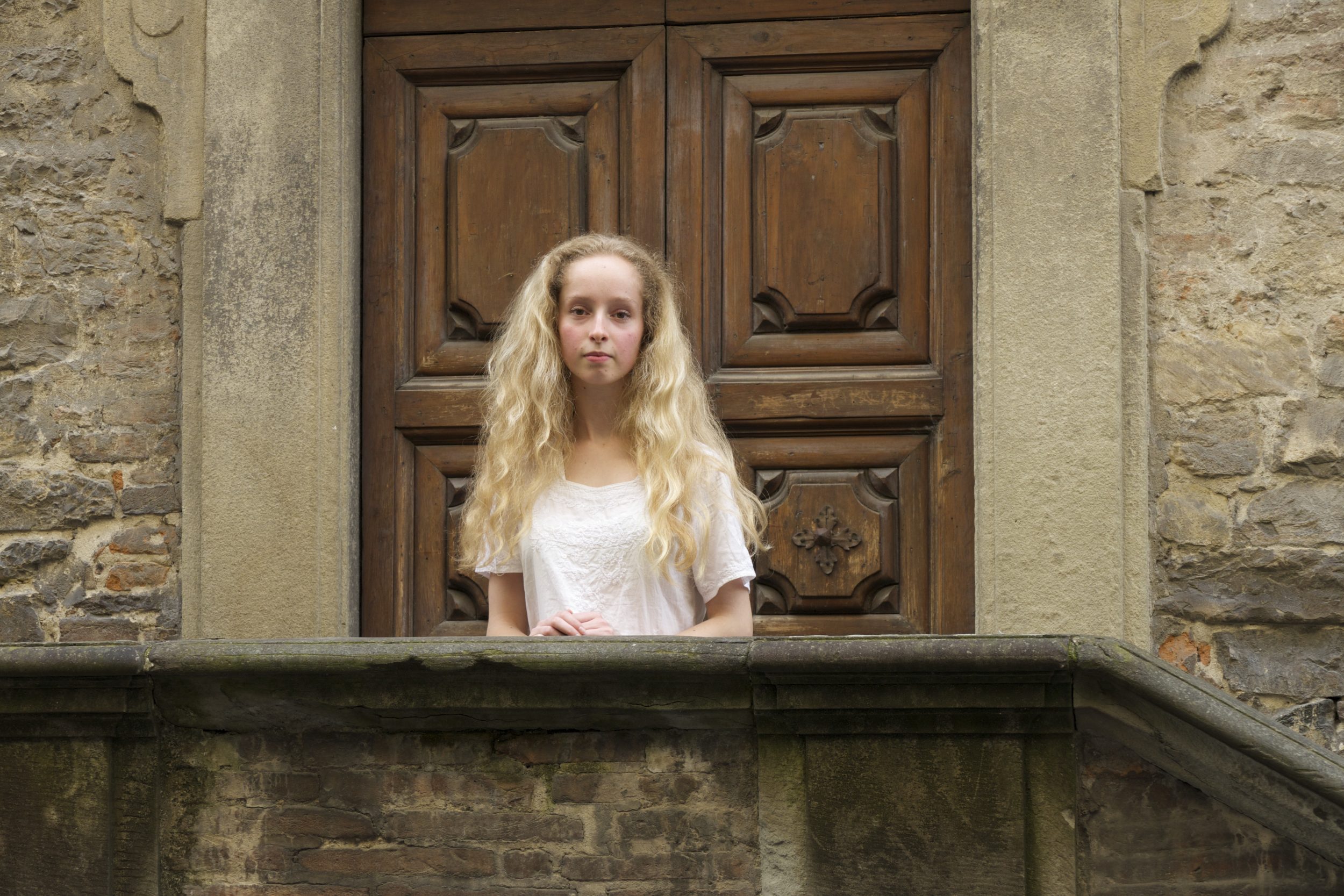 Rosa Unknown Door – Karin Grand